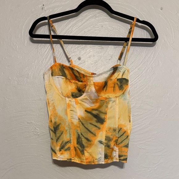PrettyLittleThing | Tops | Nwt Pretty Little Things Tank | Poshmark